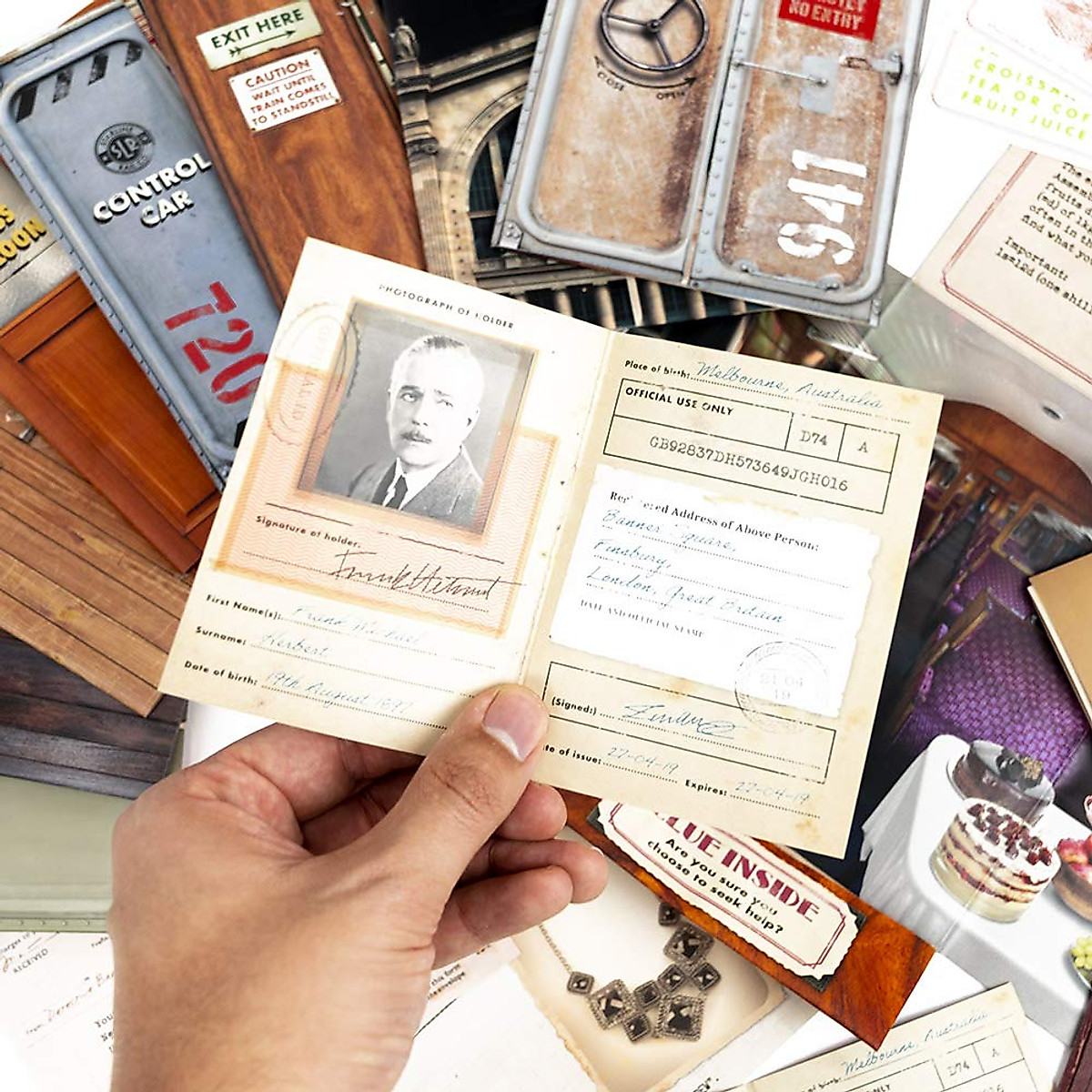 Escape from The Starline Express - Escape Room Game - Multiplayer Brain-Teasing Game / Escape The Room Game by Professor Puzzle.