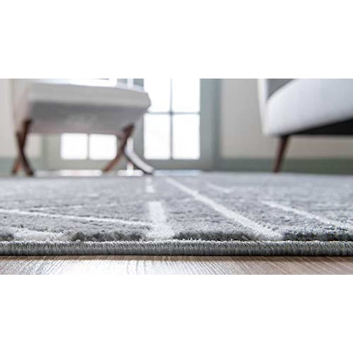 Rugs.com Lattice Trellis Collection Rug – 6' x 9' Gray Low-Pile Rug Perfect for Living Rooms, Large Dining Rooms, Open Floorplans