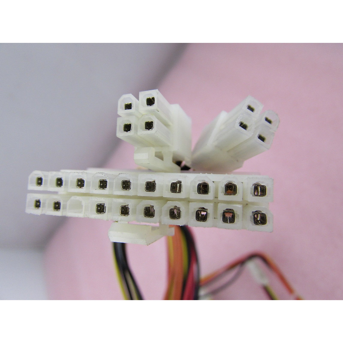 FSP Group FSP300-60THA 300W 300 Watt 24Pin 4Pin Power Supply P/N: 9PA3007715