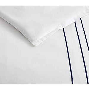 Nautica - Queen Duvet Cover Set, Embroidered Bedding with Matching Shams, Lightweight Home Decor for All Seasons (Alden White, Queen)