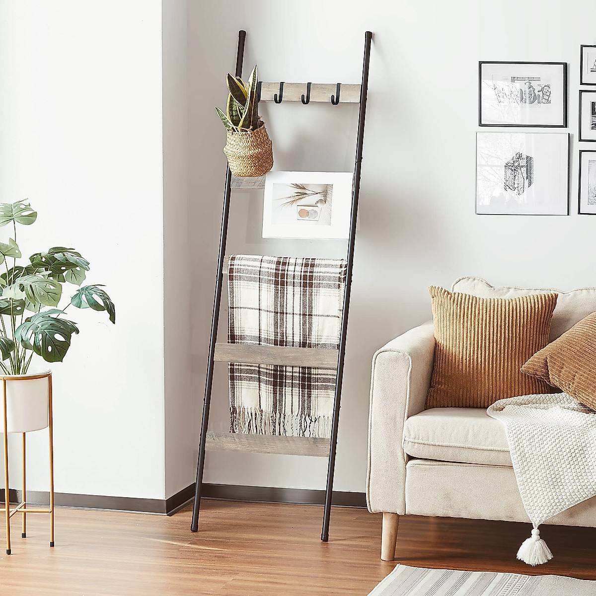 ELYKEN Blanket Ladder for Living Room, Farmhouse 5 -Tier Quilt Holder with 4 Removable Hooks for Bathroom, Wood Towel Rack Display, Wall Anchor Leaning Decorative Stand for Home Decor, White Oak