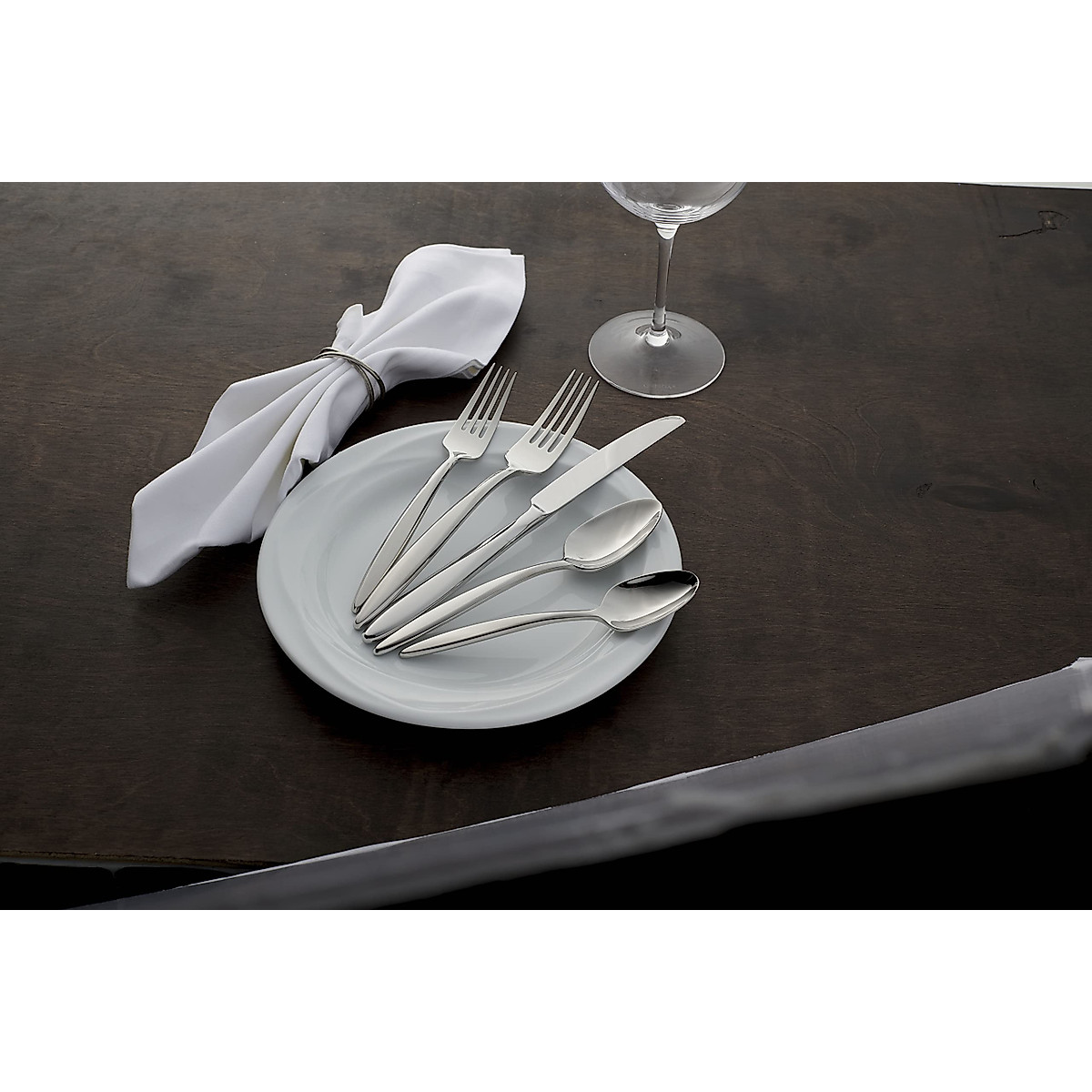 Oneida T1001020Al20 Tweak 20 Piece Fine Flatware Set, Service For 4