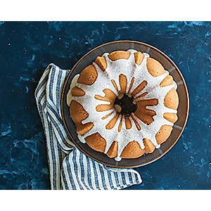 Nordic Ware Formed Bundt Pan, 6-Cup, Navy