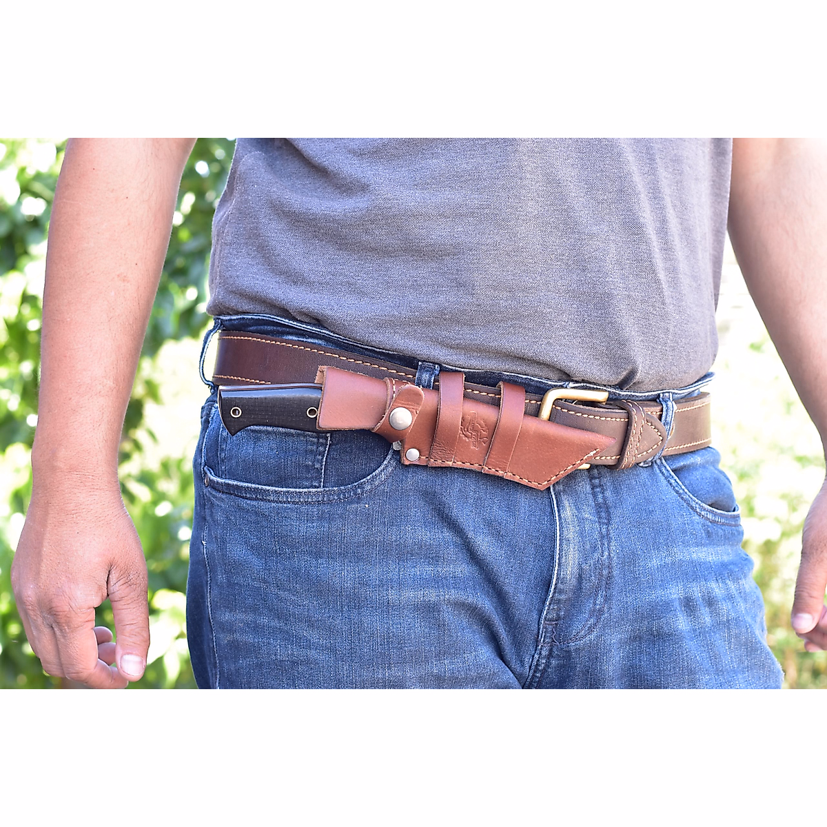 Knives Ranch Fixed Blade Knife with Black Burlap Micarta Handle & Heavy-Duty Leather Sheath (2081-M)