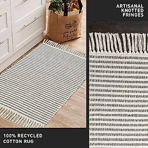 Chardin home Black & Ivory Providence Throw Rug 2x3 feet |Hand Woven Farmhouse Rug | Great in Kitchens entryways doormats Bathrooms Meditation Mat | Machine Washable & Reversible Cotton Rug
