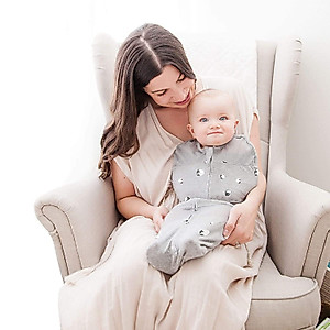 Happiest Baby Sleepea 5-Second Swaddle - 100% Organic Cotton Baby Swaddle Blanket - Doctor Designed Promotes Healthy Hip Development (Graphite Stars, Small)