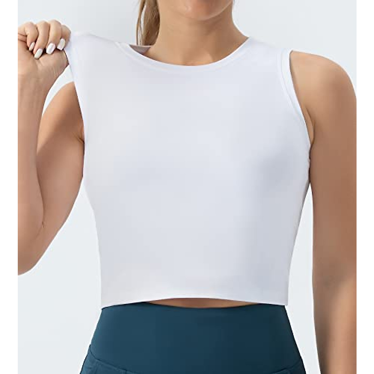 THE GYM PEOPLE Women's Workout Crop Tops Sleeveless Yoga Running Shirts Athletic Tank Top No Padding White