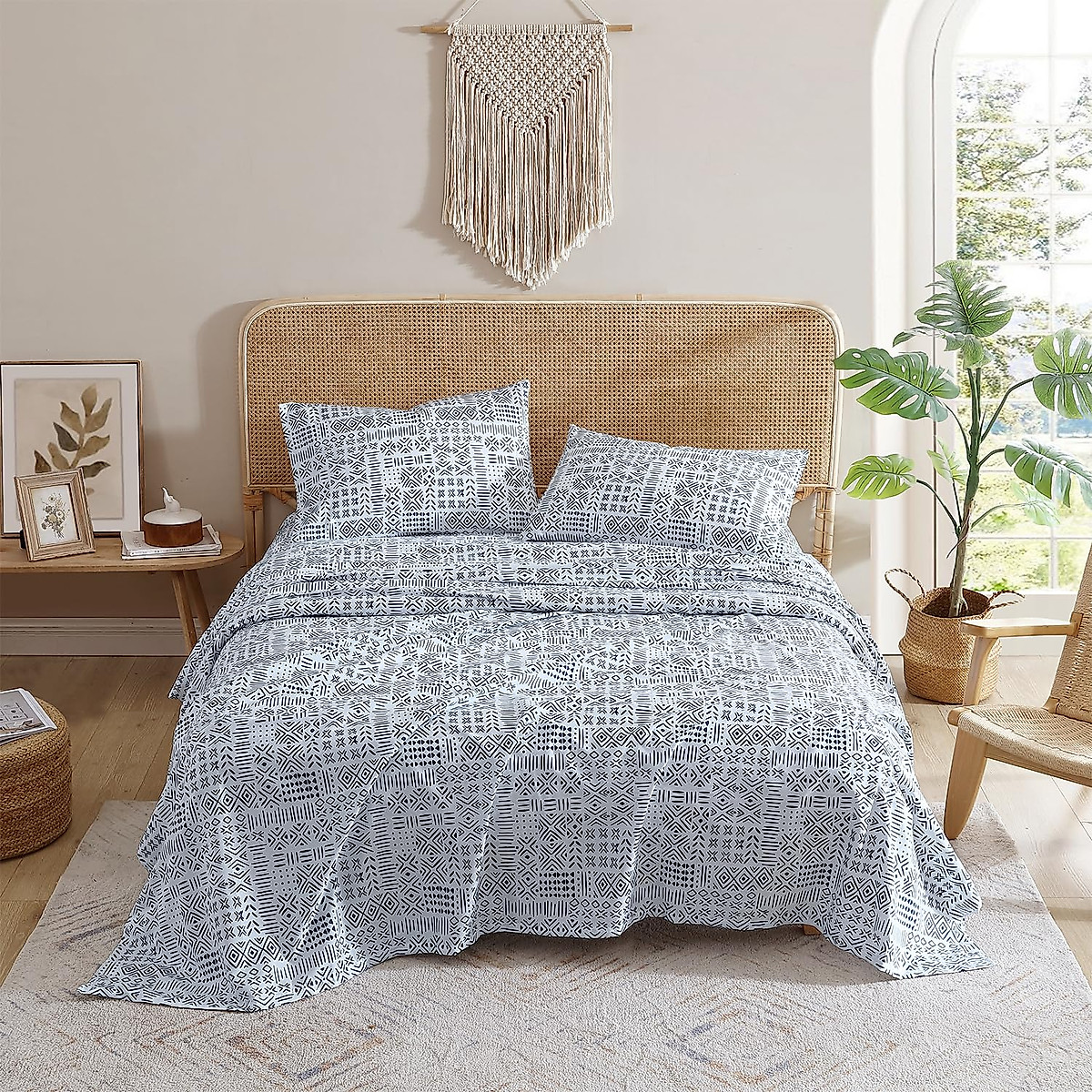 Indigo Ink - Full Size Sheet Set, 4-Piece Boho Geometric Patterned Bedding, Soft & Wrinkle Resistant (White Denim Collection, Navy Blue)