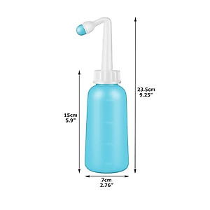 Croing 𝙥𝙤𝙨𝙩𝙥𝙖𝙧𝙩𝙪𝙢 𝙚𝙨𝙨𝙚𝙣𝙩𝙞𝙖𝙡𝙨 350ML Travel Bidet Bottle with Cap - Portable Bidet - The Easy Bidet for Postpartum Essentials ( Green )