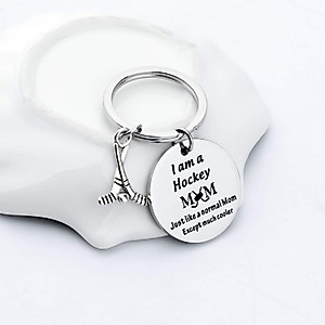 FUSTMW Hockey Mom Gifts Hockey Keychain I am a Hockey MOM Jewelry Hockey Mom Charm for Hockey Players Gifts (silver)