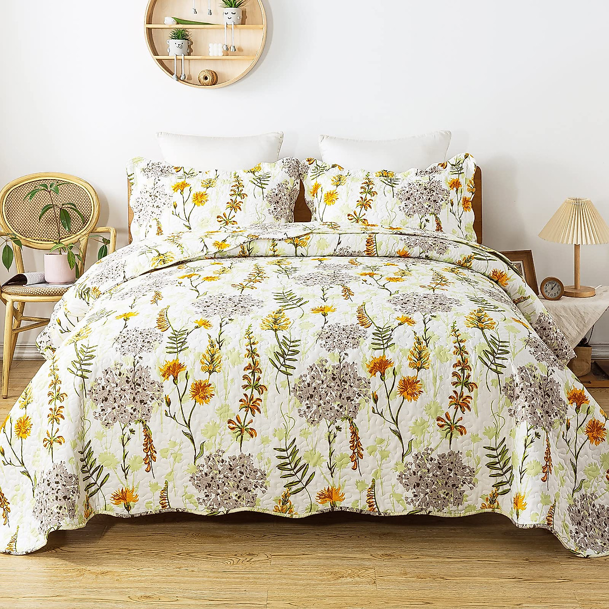 HoneiLife Queen Quilt Bedding Set - 3 Pieces Microfiber Quilt sets Lightweight Bedspreads Reversible Coverlets Retro Bed Cover Floral Bedding Set All Season Quilts-Yellow