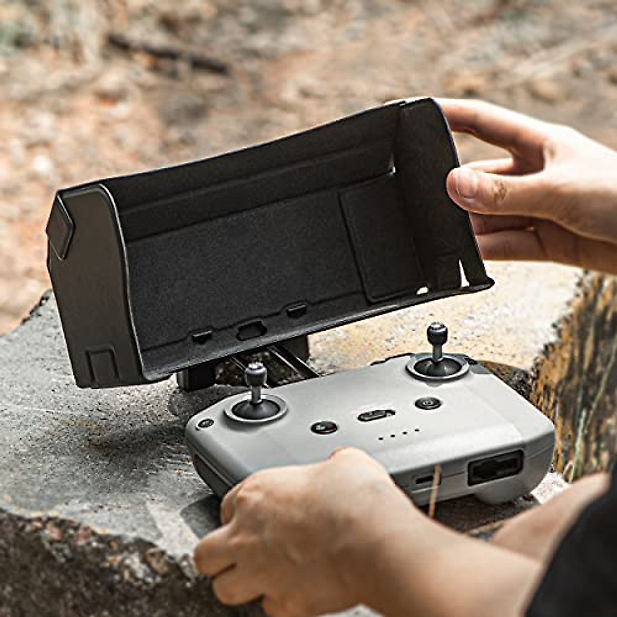 STARTRC Sun Hood Sunshade for DJI Mini 2 SE/Mini 3/Mini 3 Pro/Mini 2/Mavic Air 2/DJI Air 2S/Mavic 3 Classic Controller Accessories for 4.4-7.1inch Smartphone Screen