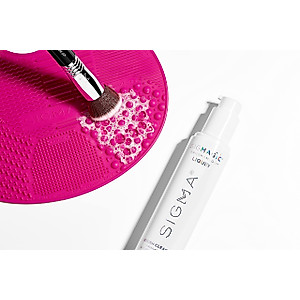 Sigma Beauty Sigmagic Brushampoo Liquid - Professional Grade Cleaner Solution for Makeup Brushes & Sponges to Remove Makeup Residue (5.1 FL Oz)