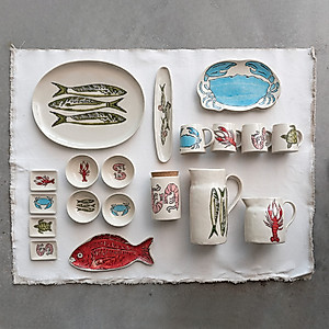 Creative Co-Op Stoneware Platter with Painted Fish, Multicolor Large