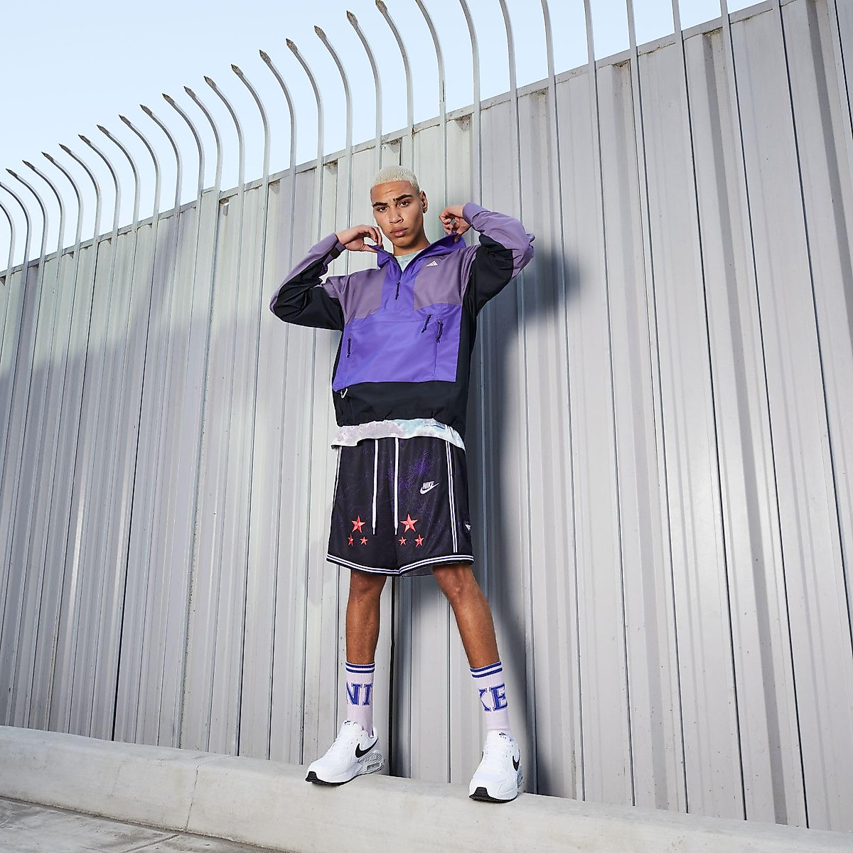 Nike Men's Air Max Excee Sneaker, Bianco White Black Pure Platinum, 8.5