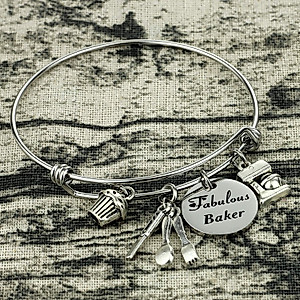 AHAETH Baker Bracelet for Women Fabulous Baker Cookie Baker Gift Baking Jewelry Culinary Student Gifts Bake Lover Bangle