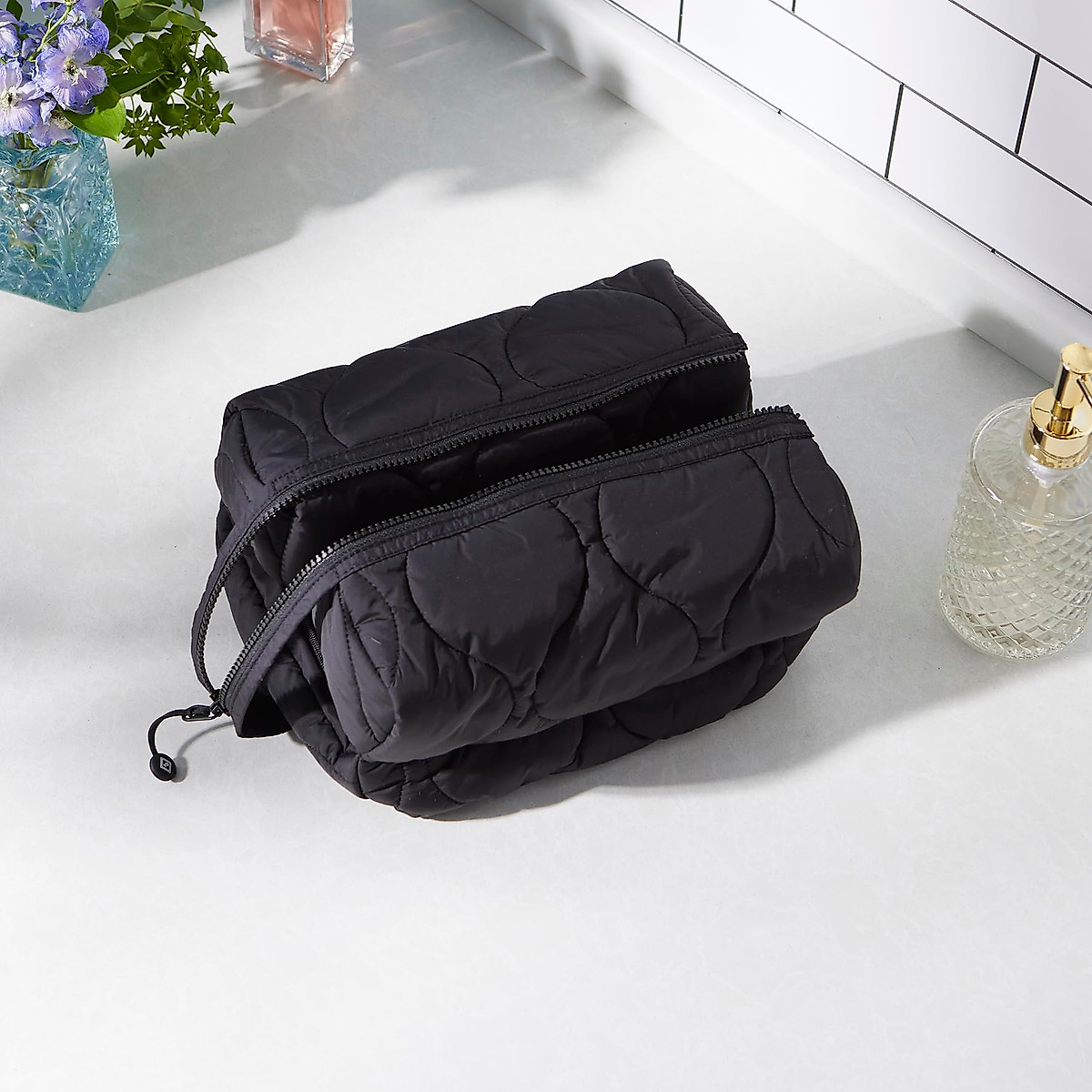 Vera Bradley Featherweight Hanging Organizer, Rose Quartz