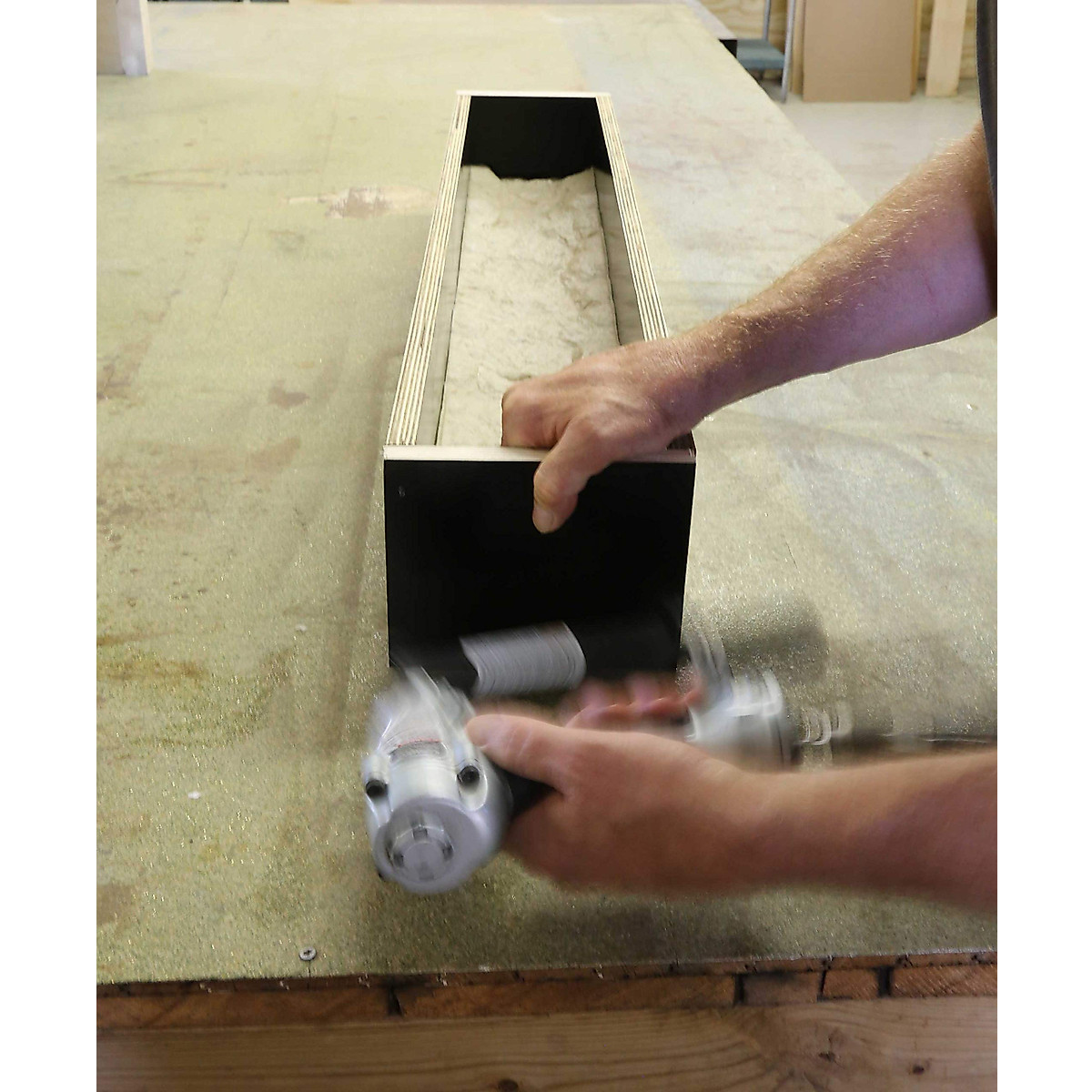 Stone Master Molds Chiseled Edge Concrete Countertop Edge Form Liner 8'x6"x2"