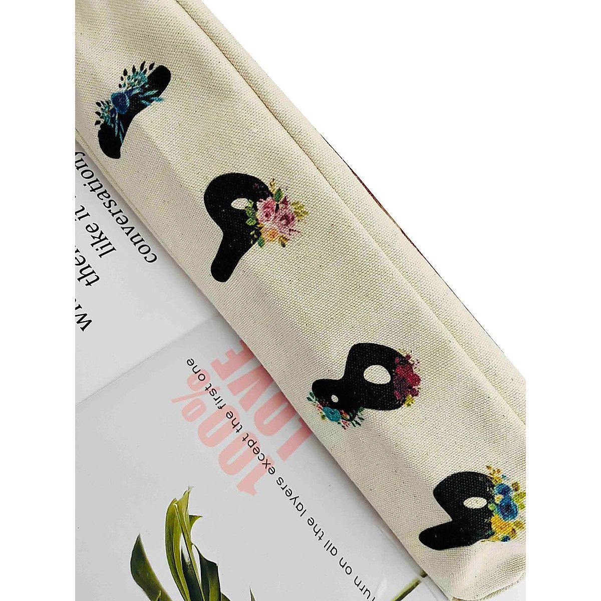 HaoHakka Canvas Tote Bag Aesthetic Vintage, Cute Graphic Trendy Tote Bags with Zipper Pockets Valentines Christmas Gifts for Women Girls Her(Alphonse Maria Mucha)