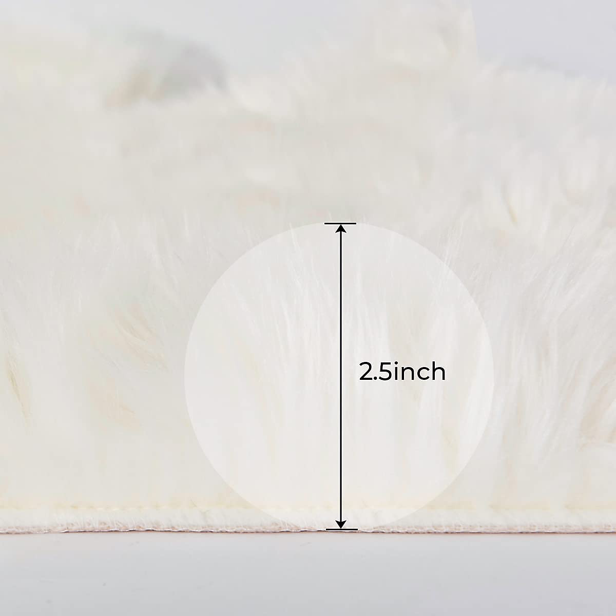 HYSEAS 2 Pack Faux Sheepskin Fur Area Rug, White 3x3 Feet Round Fluffy Soft Fuzzy Plush Shaggy Carpet Throw Rug for Indoor Floor, Sofa, Chair, Bedroom, Living Room, Home Decoration