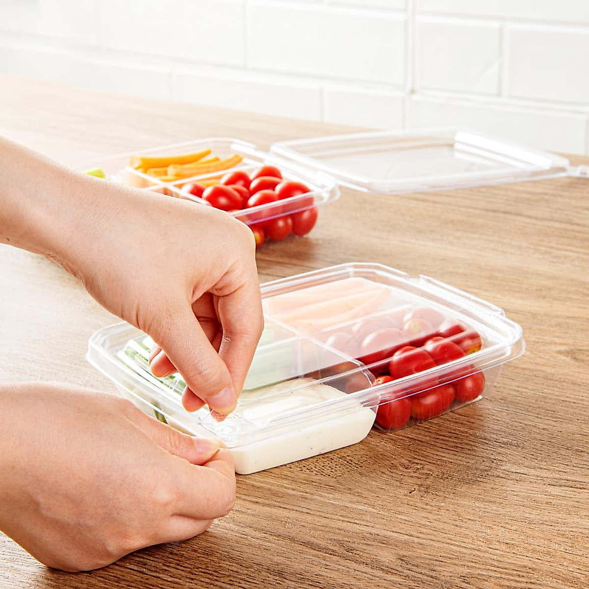 Tamper Tek 13 Ounce Rectangle Take Out Containers, 100 Durable Carryout Containers - Tamper-Evident, Freezable, Clear Plastic To-Go Containers, 4 Compartments, With Hinged Lids - Restaurantware