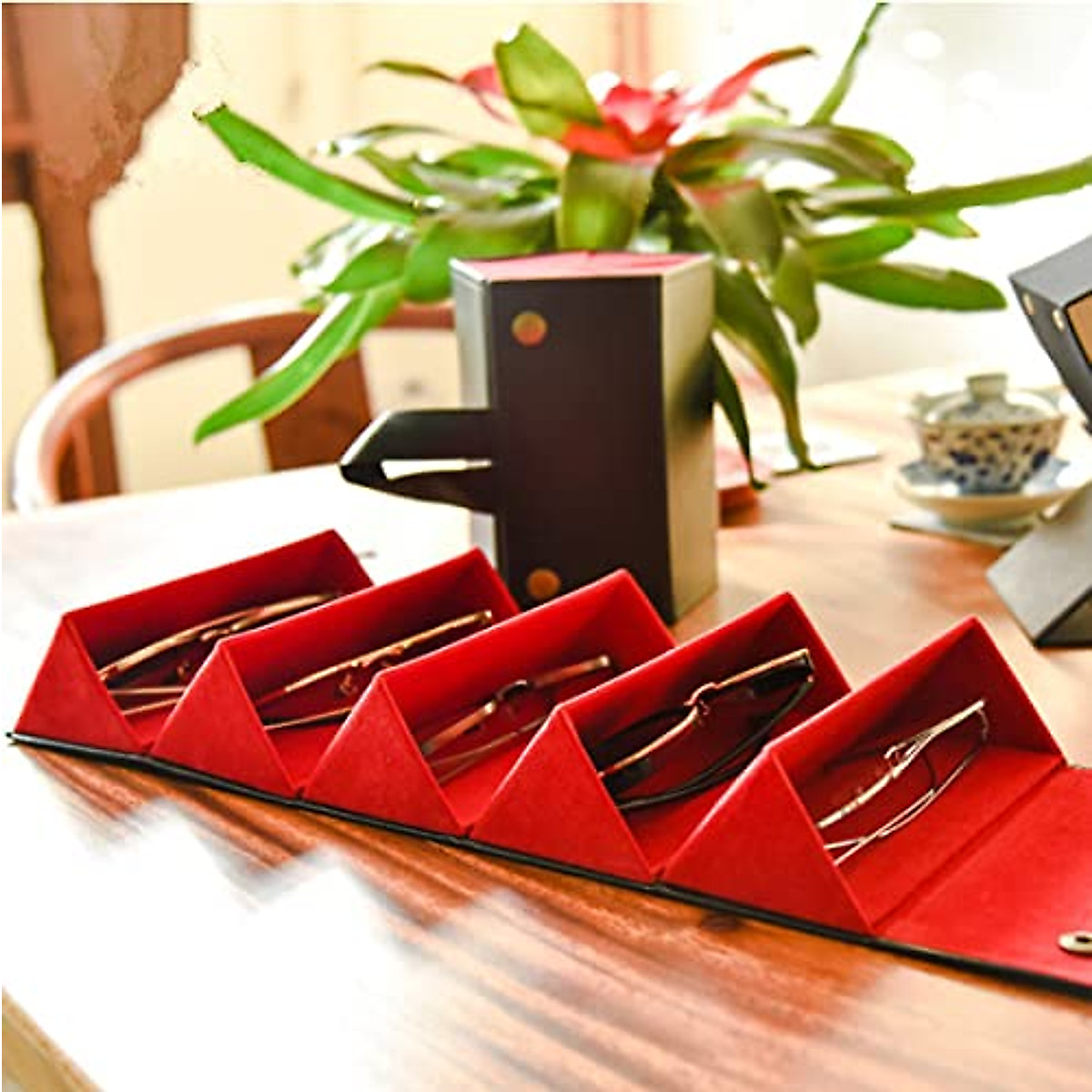 Mowsug Multiple Travel Sunglasses Organizer Case - PU Leather Hanging Foldable Eyeglasses Case (Red)