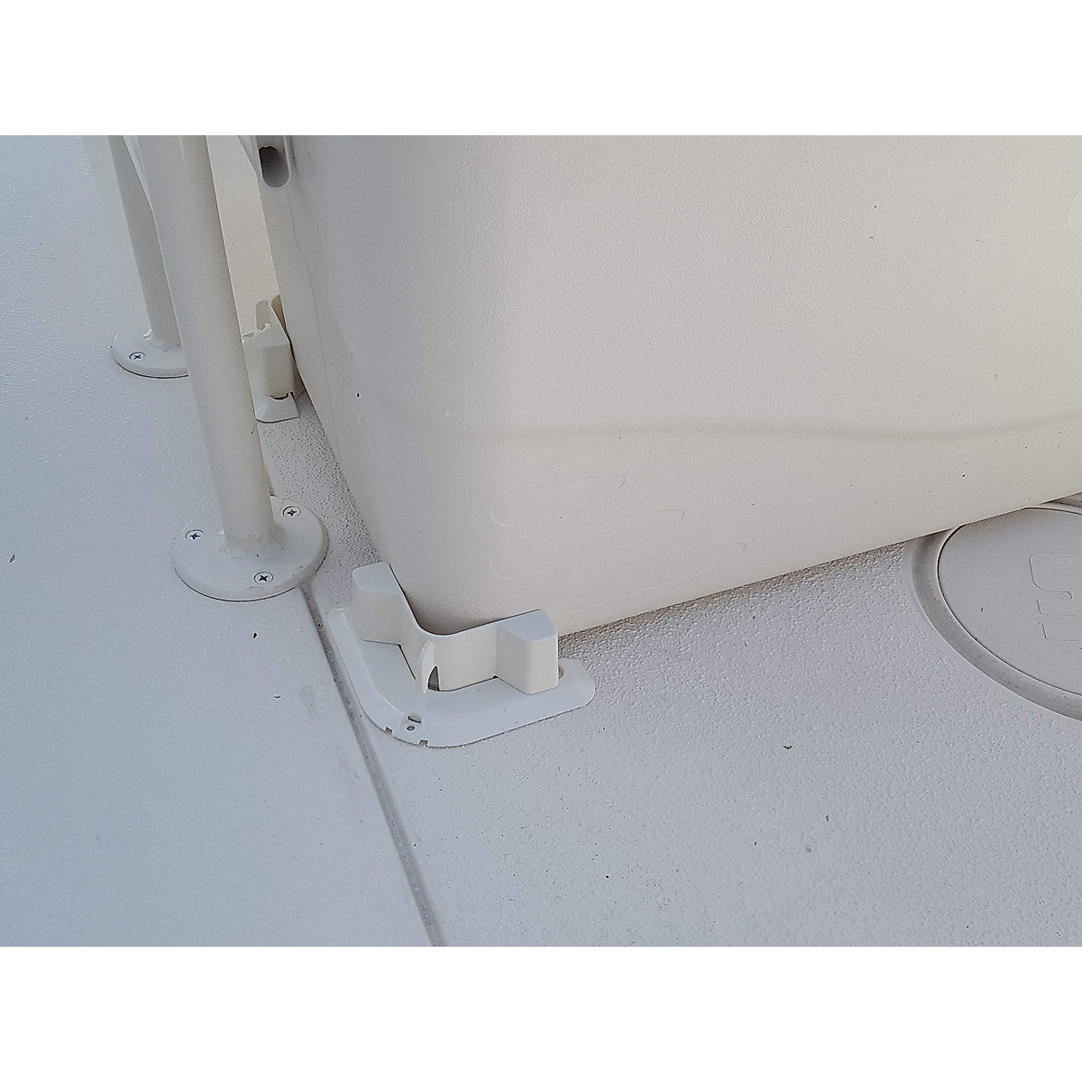 Versa-Chock Removable Cooler Mounting kit (Cream), One Size, VCCREAM4PK