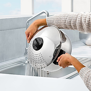 Ovente 4.8 Quart Stovetop Stainless Steel Pasta Pot with Strainer Lid & Locking Feature, Easy Storage and Pour Safe with Cool Touch Handles Perfect for Cooking Noodle Veggie or Sauce, Silver CW15131S