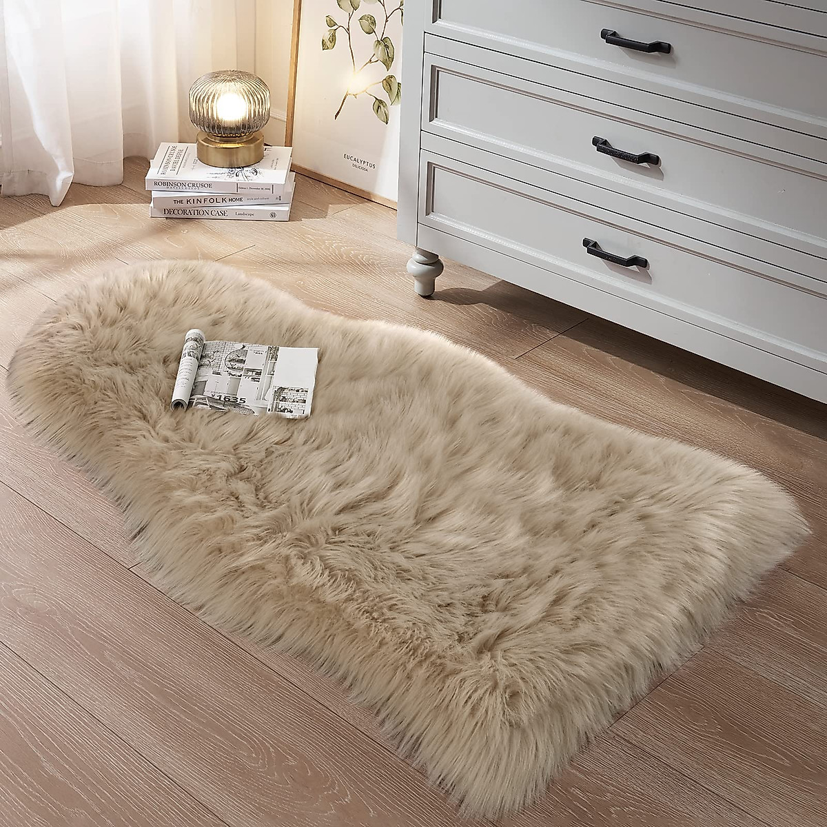 Small Faux Fur Rug 2x4 ft Ultra Soft Sheepskin Rug Chair Sofa Cover Seat Pad, Beige Fluffy Shag Rug for Bedroom Nursery Kids Room, Luxury Shaggy Rug Fuzzy Plush Floor Carpets