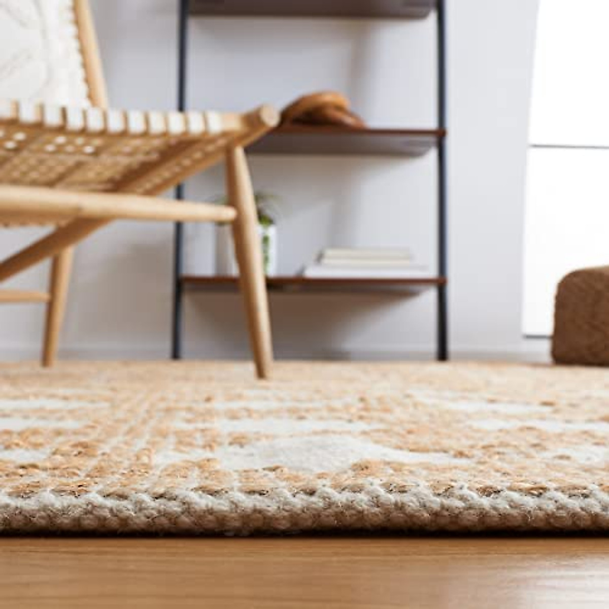 SAFAVIEH Natural Fiber Collection Area Rug - 8' x 10', Ivory & Natural, Handmade Farmhouse Jute & Wool, Ideal for High Traffic Areas in Living Room, Bedroom (NF511A)