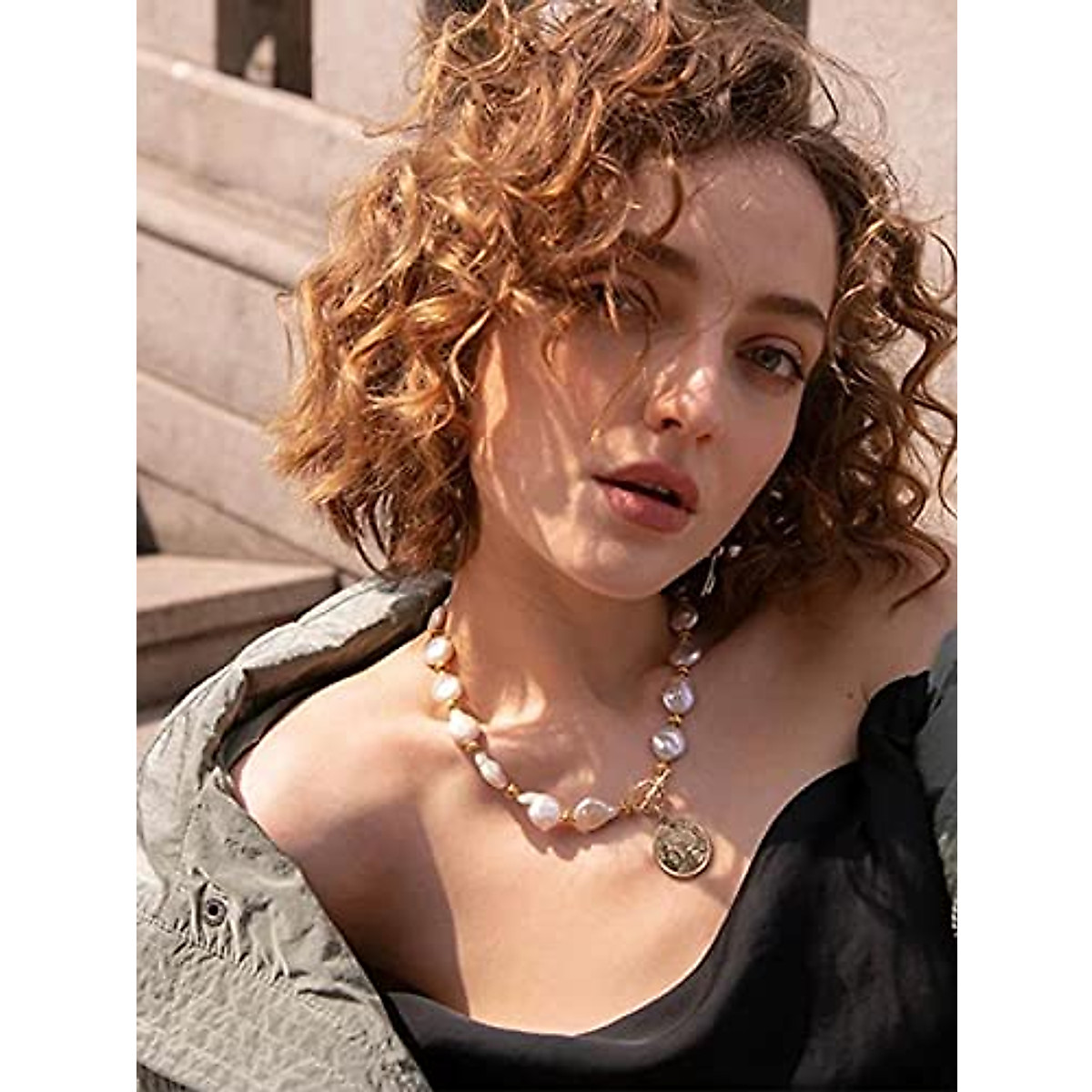 Y2K Pearl Choker Necklace Baroque Cultured Handpicked Pearl 18K Gold Plated Bead Ball Chain Coin Charm Pendant Vintage Jewelry Gifts for Women Men
