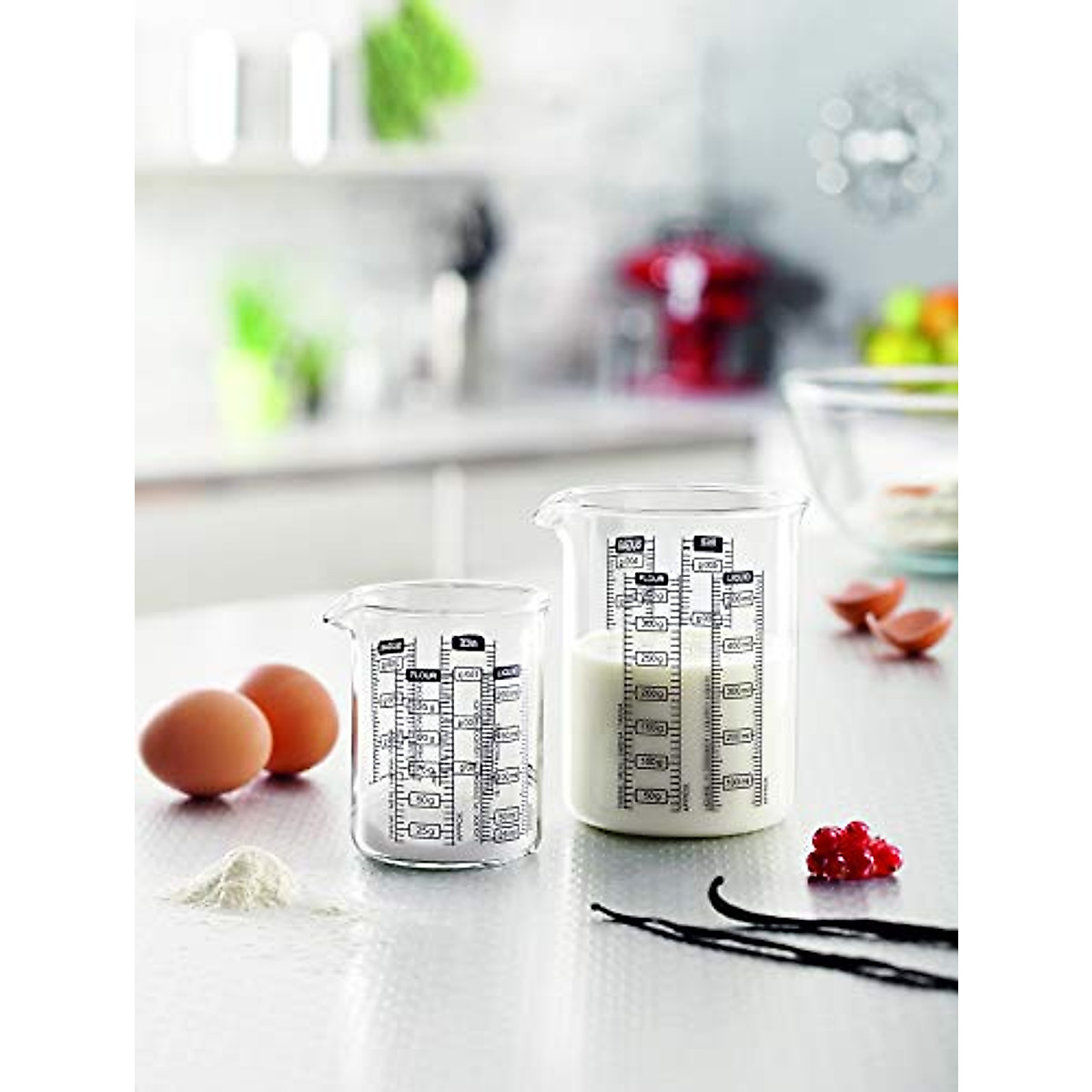 Pyrex 750 ml Kitchen Lab Measure and Mix Beaker