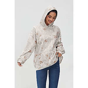 Womens Camo Hoodies Maple Leaf Print Oversized Sweatshirt Fleece Pullover Sweatshirts Long Sleeve with Pocket Fall Outfits