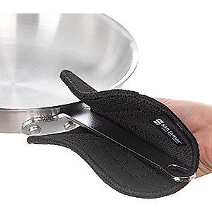 Carlisle FoodService Products Ultigrip Neoprene Commercial Hot Pad Pan Holder, 7" X 7", Black