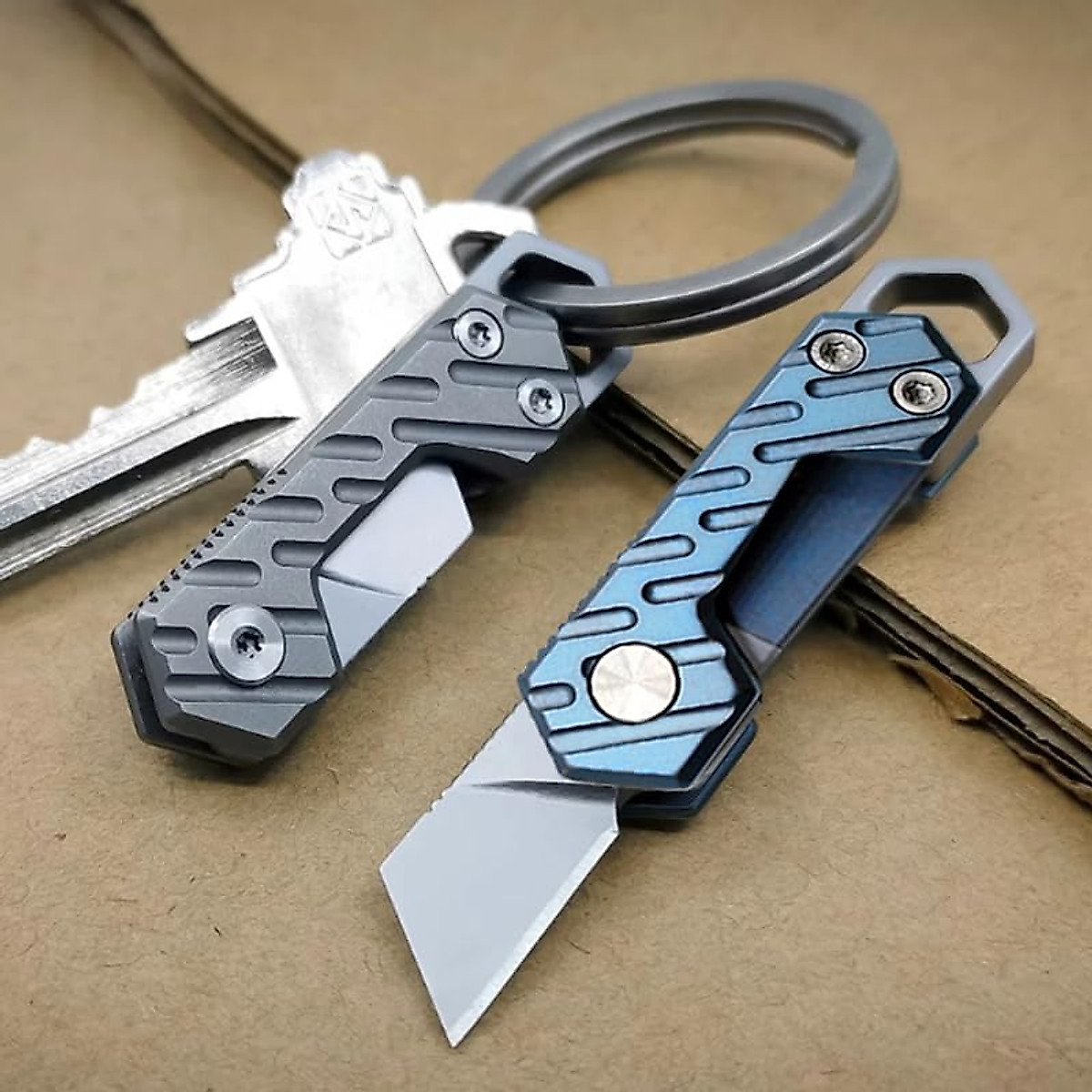 Factory Price EDC Keychain Stainless Steel Utility Mini Knife Customized Foldable Pocket Knife for Multiple Cutting Tasks