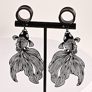 DOEARKO 2PCS Ear Gauges Cool Fish-Pendant 316 Hypoallergenic Stainless Steel Dangle Ear Plugs Tunnels Gauges Stretcher Pair Selling 2g 0g Piercing Body Jewelry (14mm(9/16"), Black)