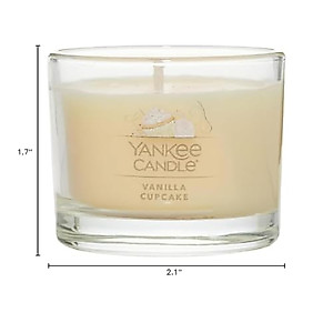 Yankee Candle Signature Votive Mini Candle Jar, Vanilla Cupcake Scent, Natural Soy Wax Blend Candle with Natural Fiber Wick, 1.3 OZ Glass Jar (Pack of 6)