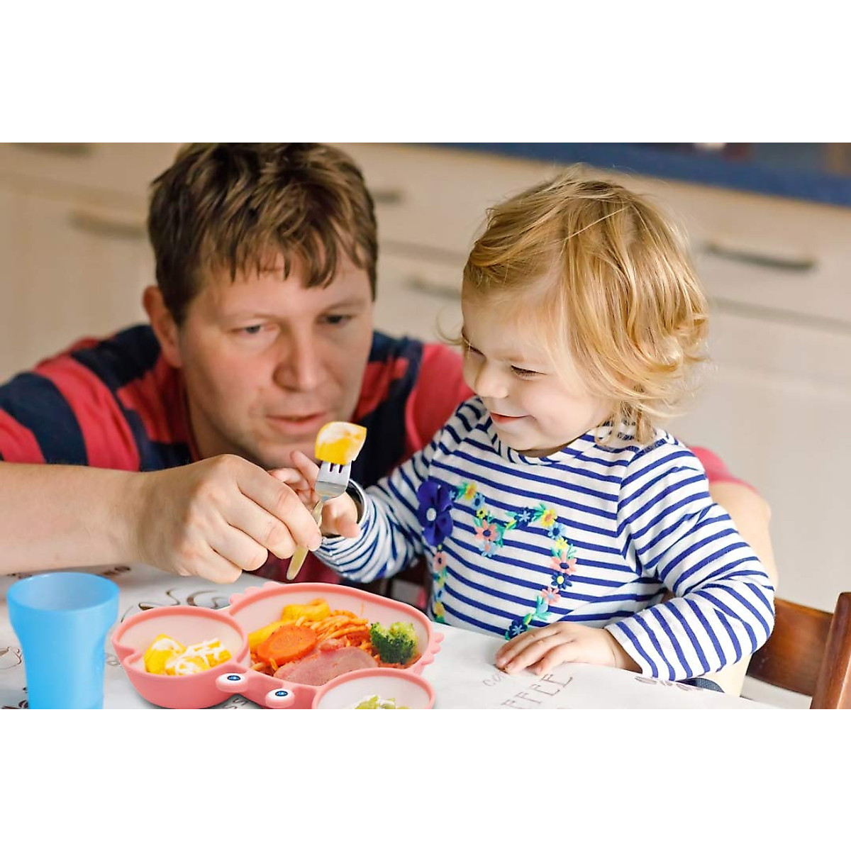 Qshare Toddler Plate, Portable Baby Plates for Toddlers and Kids, BPA-Free Strong Suction Plates for Toddlers, Dishwasher & Microwave Safe Silicone Placemat 9x6x1.4 inch