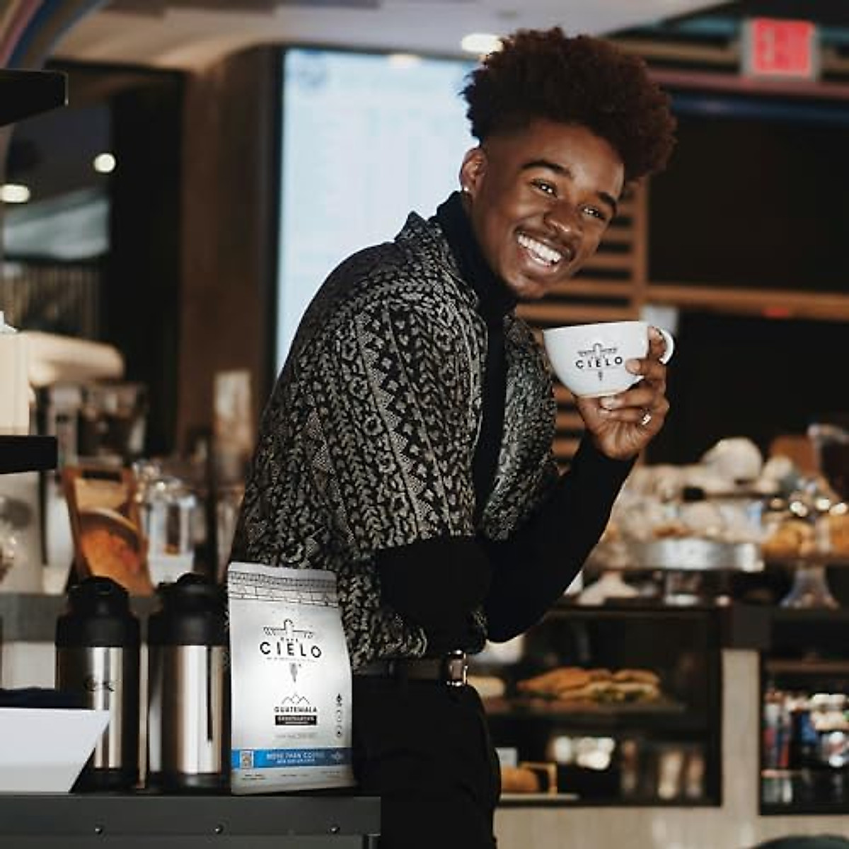 Café Cielo Blend Constellation, The Coffee from Guatemala, 100% Guatemalan Arabica Coffee, Artisanal Cultivation Single Estate Coffee. (Ground, 340g/12 oz), enriched with notes of chocolate, walnut and lemon.