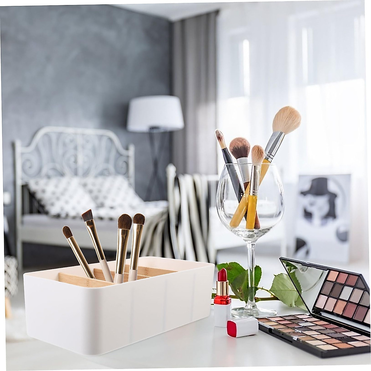 STOBAZA Plastic Storage Bin Small Storage Bin Small Plastic Storage Box Household Lipstick Organizer Key Storage Holder Multi-purpose Box Storage Basket Container Dressing Table Toiletries