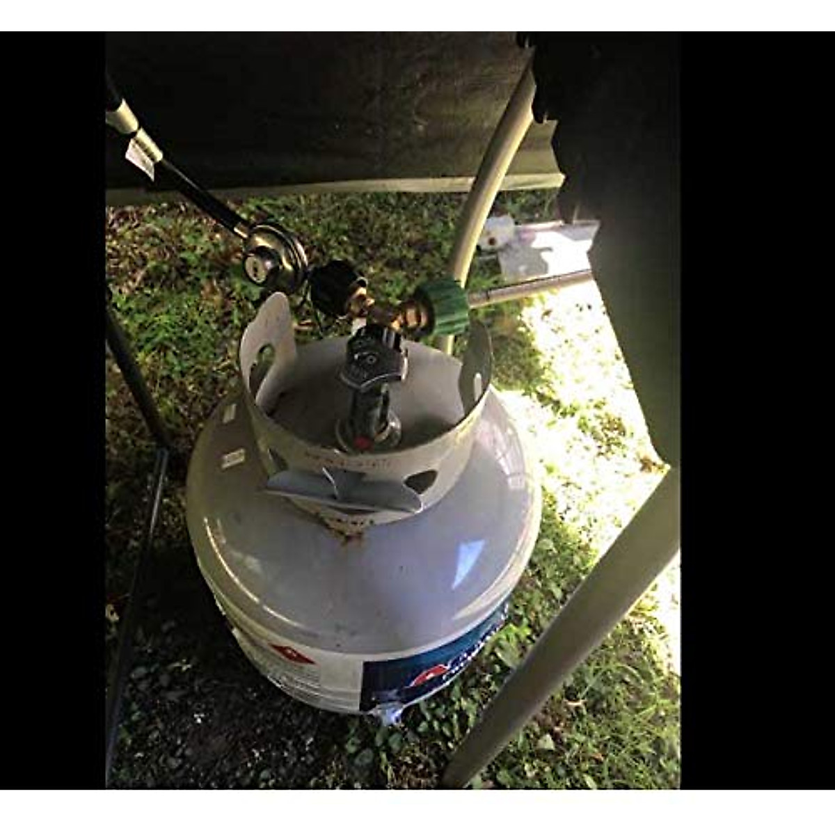 Propane Splitter with Check Valves, 2 Way Propane Tee Adapter Will Lets You Run a Camp Stove (Propane), Camp Grill, 2 Burner Stove, Griddle, Gas Grill, Roadtrip Grill, Propane Heater, Propane Stove