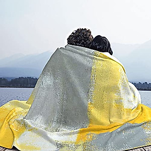 Yellow Grey Abstract Soft Flannel Fleece Blanket Breathable Throw Blanket Halloween Chirstmas Days Rustic Cozy Blanket for Couch Sofa Bed Living Room Suitable for All Season 50x60 inch