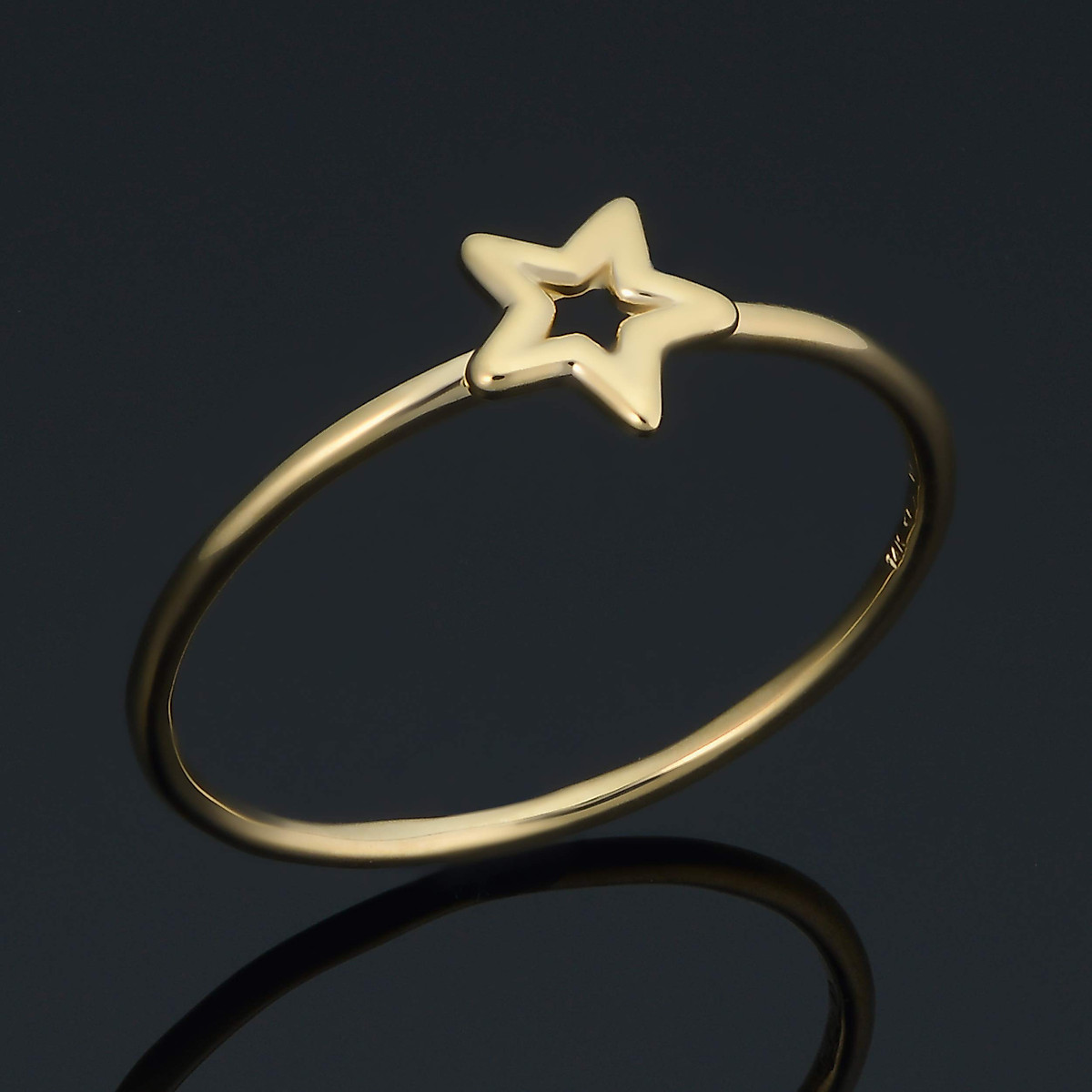 Kooljewelry Minimalist 14k Yellow Gold 6.7mm Small Star Ring (size 7)