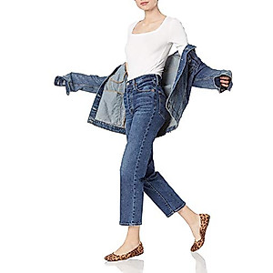 Amazon Essentials Women's Slim-Fit Half Sleeve Square Neck T-Shirt, Bright White, Medium