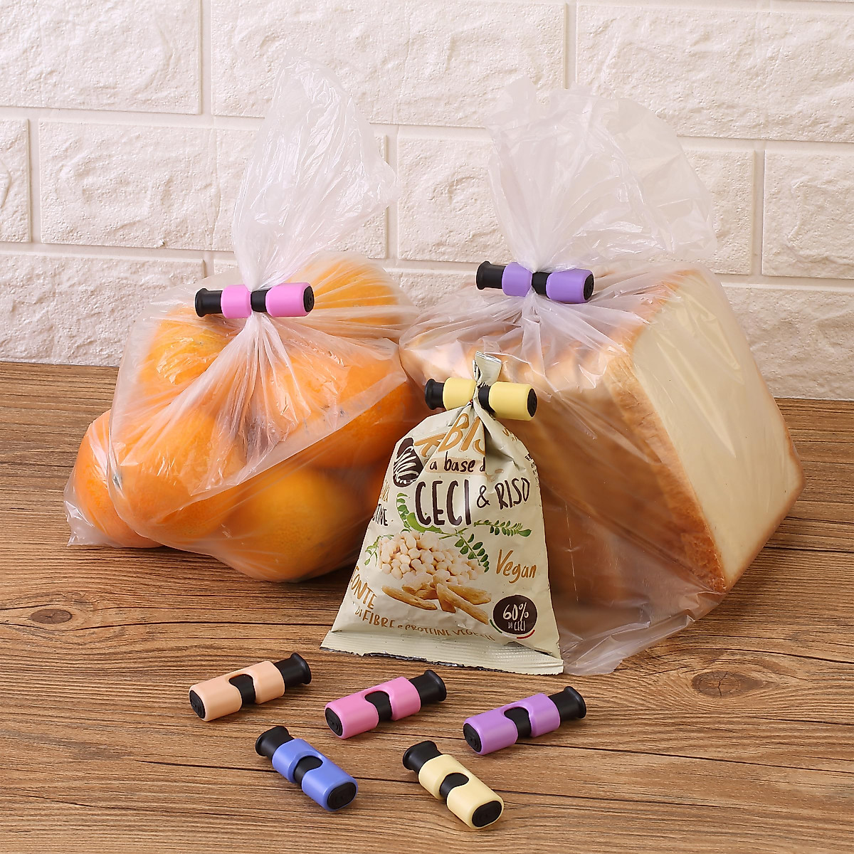 Mr. Pen- Squeeze and Lock Bread Bag Clips, 8 Pack, Squeeze and Lock Bread Clips, Bag Clips for Food Storage, Clips for Food Packages, Snack Clips, Bag Clips 8 Pack Squeeze and Lock