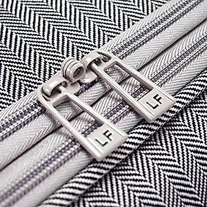 London Fog Yorkshire 28" Expandable Spinner Lavender