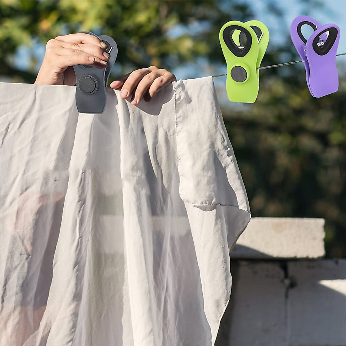 9Pcs Chip Bag Clips Magnetic Refrigerator Clips - Multicolored Food Sealing Clips, Food Clips use for Food and Kitchen Storage, Chip and Snack Bag Clips, Fun Fridge Clips