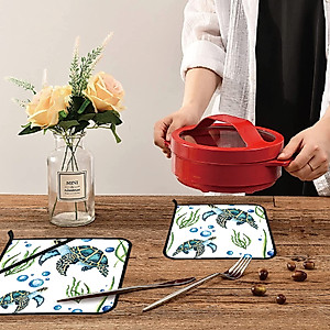 Sea Turtles and Seaweed and Bubbles Pot Holders Set of 2 Kitchen Heat Resistant Potholder for Microwave Cooking Baking Oven End Dishes and BBQ