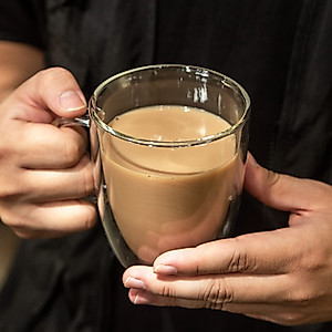 Liuruiyu Double Wall Glass Coffee mugs, (Set of 4) 12 Ounces-Clear Glass Coffee Cups with Handle,Insulated Coffee Glass,Cappuccino Cups,Tea Cups,Latte Cups,Beverage Glasses