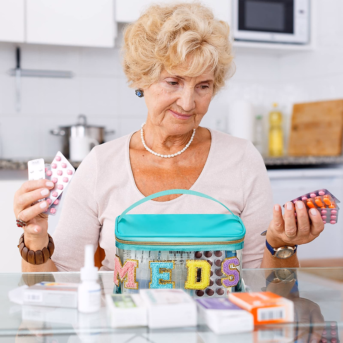 Geetery Chenille Letter Bag Nylon Makeup Bag Portable Bag Makeup Cases Preppy Patch Makeup Bag with Zipper Cosmetic Toiletry Storage Bag for Women(Green,Elegant Meds)